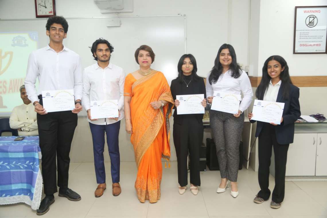 University Of London - Podar World College